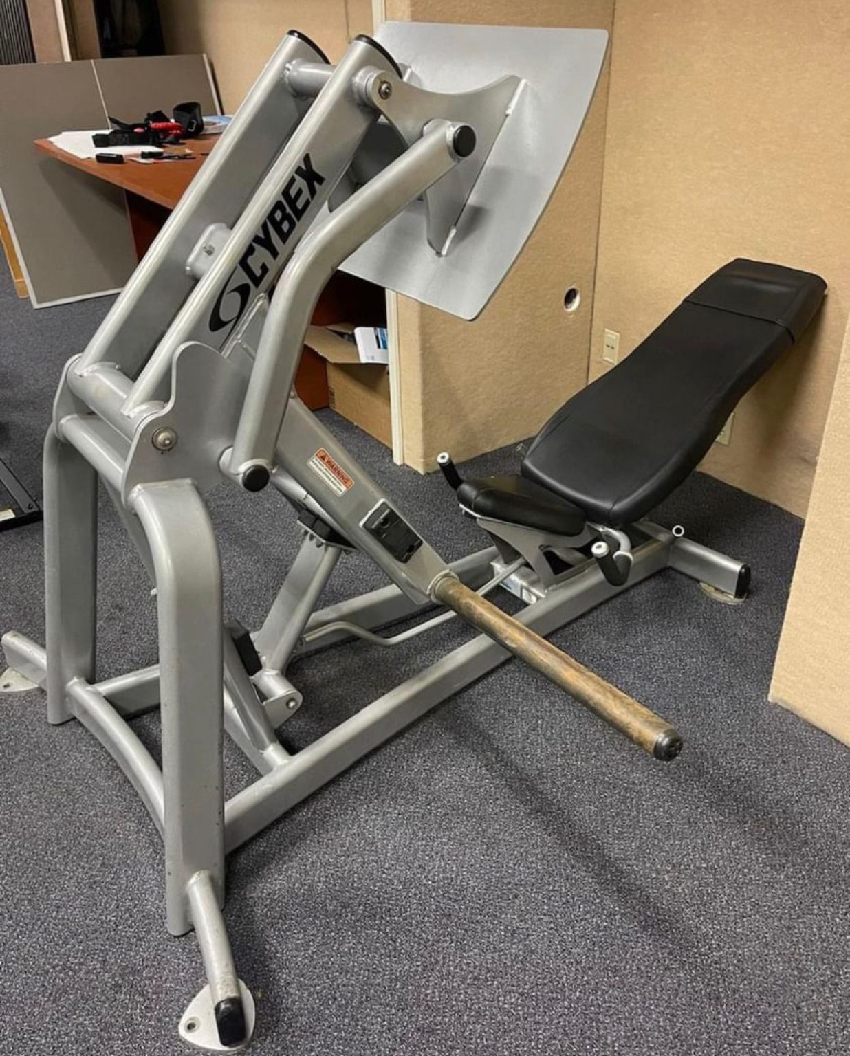 CYBEX PLATE LOADED SQUAT PRESS - Profitness Store